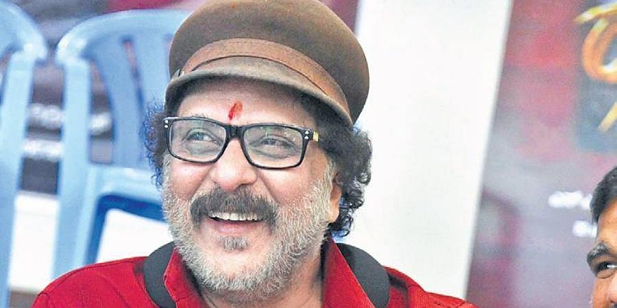 Ravichandran to resume shooting with a song for 'Kannadiga'
