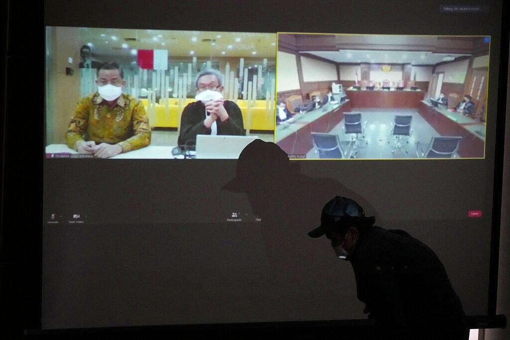 Indonesia Cabinet Minister Gets 12 Years In Covid 19 Graft