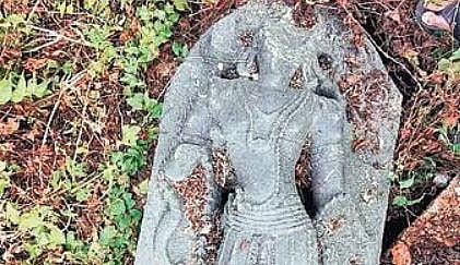 Sculptures found in Nagarkurnool village