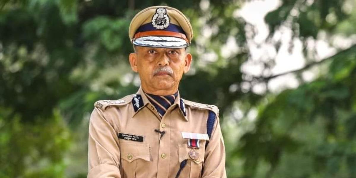 Senior Gujarat IPS officer Hasmukh Patel offers course on good parenting