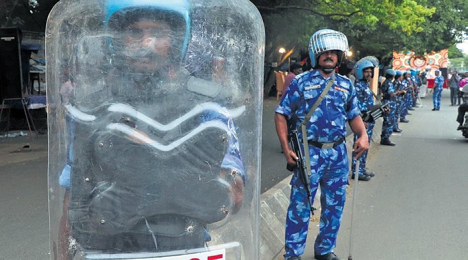 Power staff strike plunges Pondy into darkness, L-G warns of ESMA action