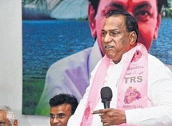 I-T officials grill Telangana Minister Malla Reddy’s son, son-in-law