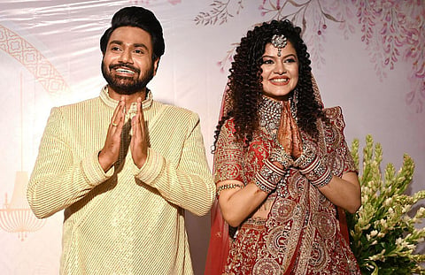 Palak Muchhal ties knot with Mithoon; Armaan Malik, Javed Ali attend ...