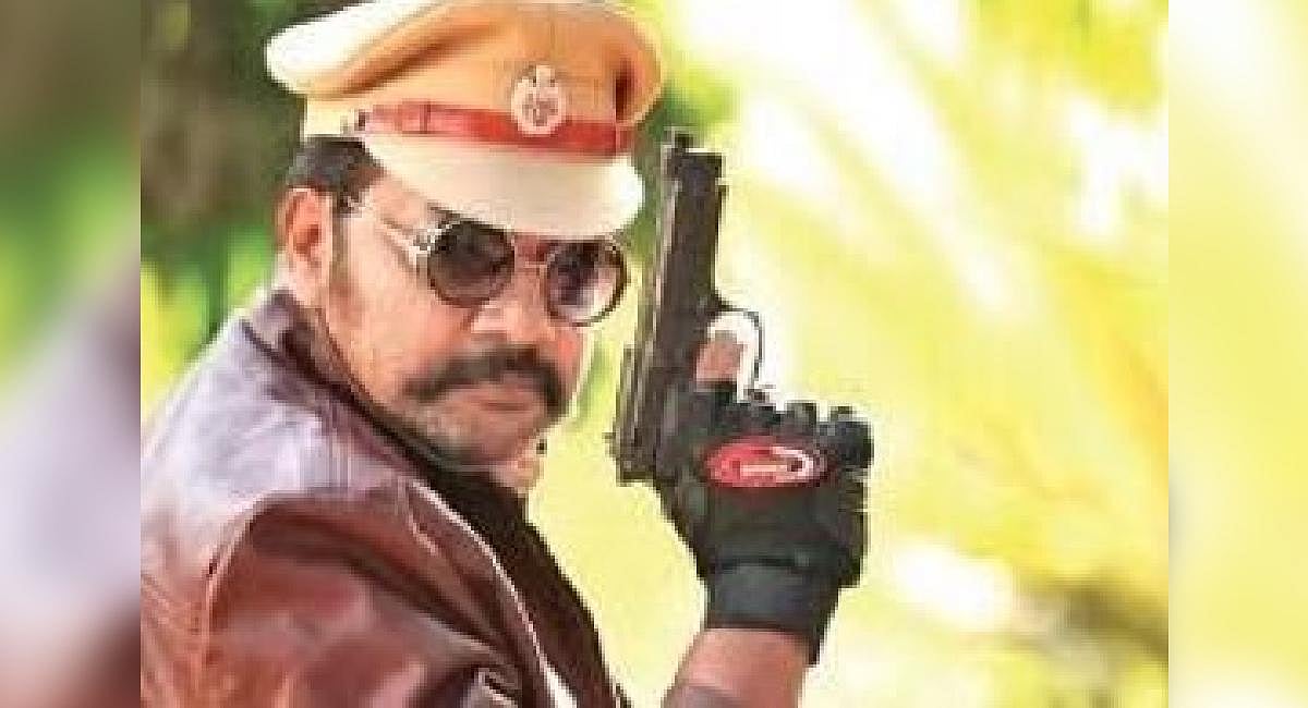 Sai Kumar is back in a cop avatar in 'Rakshasaru'