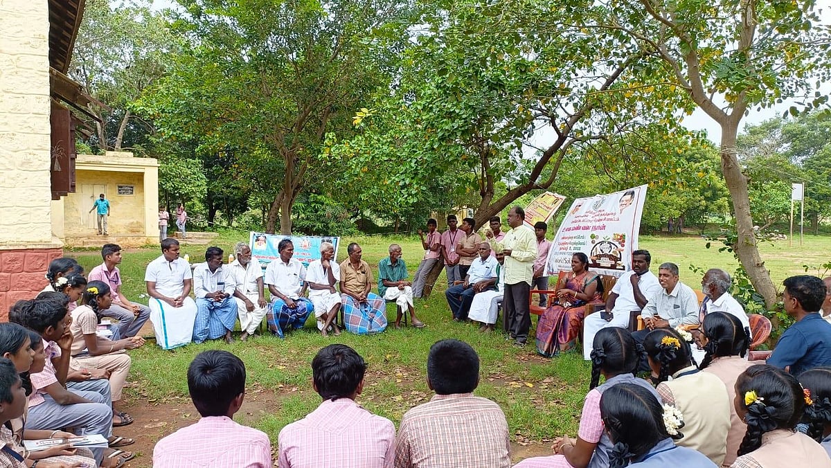Agri officials, farmers celebrate World Soil Day in Shengottai
