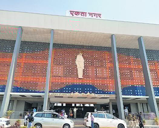 Art gallery at Kevadiya railway station to welcome visitors to Statue ...