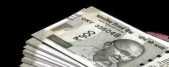 Rupee rebounds from all-time low; rises 19 paise to 77.31/USD