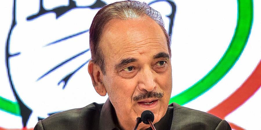 Azad calls on Pawar; a routine meeting, say people close to Maratha ...