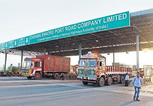 53 toll-collecting agencies owe Karnataka Rs 500 crore in stamp duty