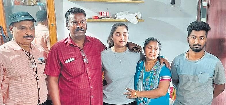 Tanuku girl reunites with overwhelmed parents