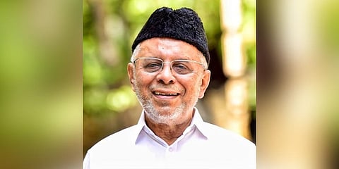 Kerala IUML president Panakkad Syed Hyder Ali Shihab Thangal passes ...