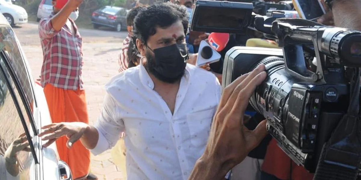 Kerala High Court declines to quash murder conspiracy case against ... Kerala High Court declines to quash murder conspiracy case against ...