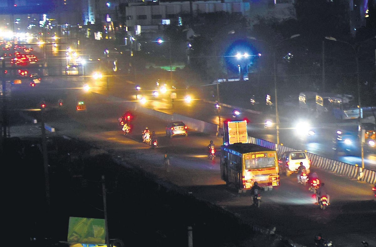 Chennai: Radial road cries in dark, seeks light