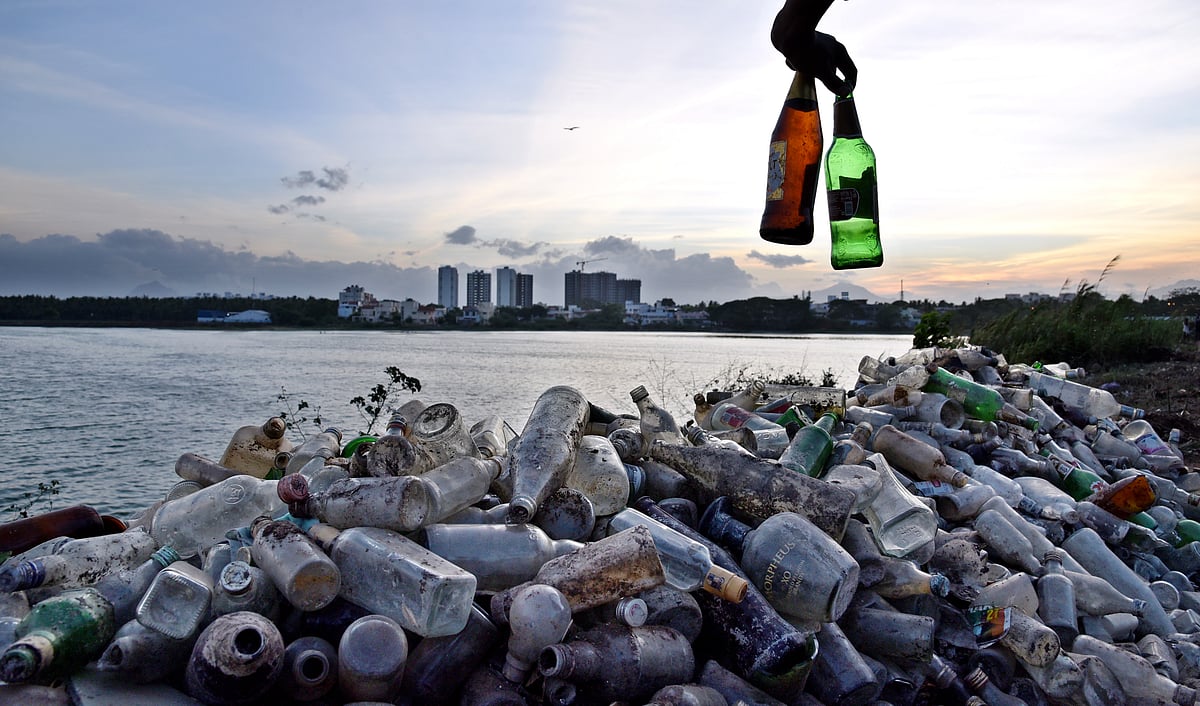 80,000 empty liquor bottles returned daily in Ooty: TN