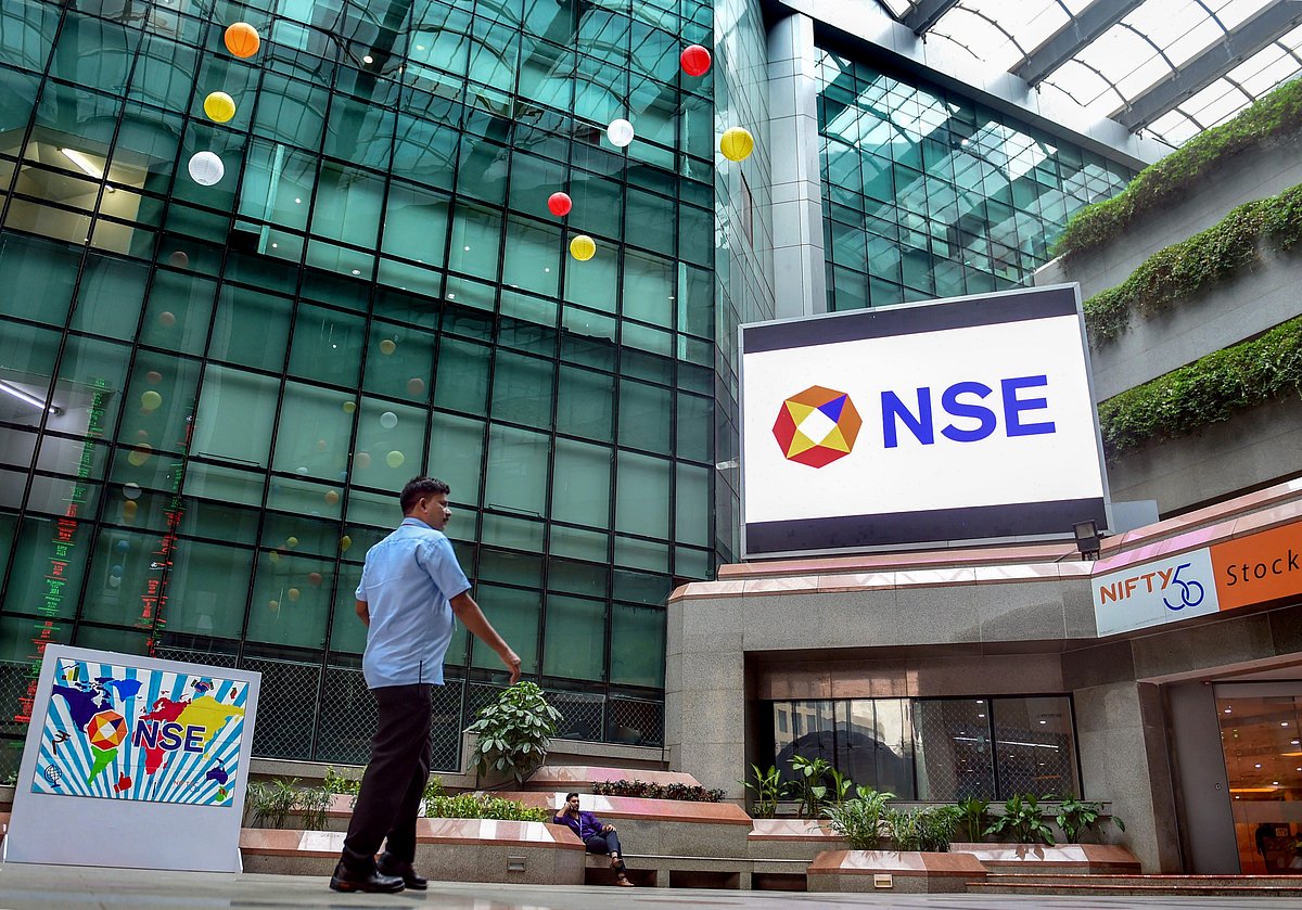NSE handles record 1,971 cr transaction