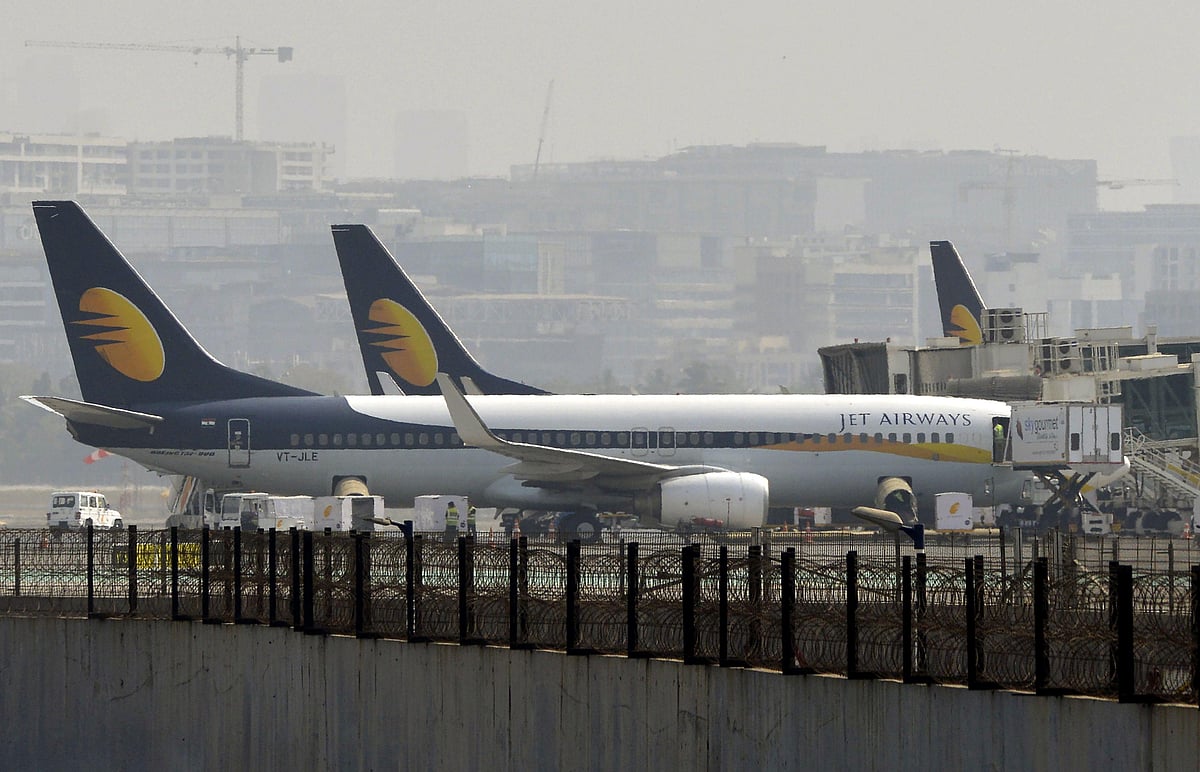 'Direct SpiceJet to remove our livery from its planes': Jet Airways ...
