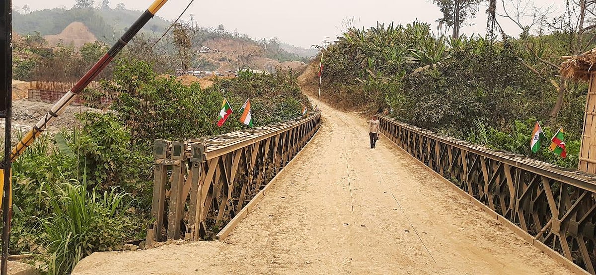India stalls movement of Myanmar people from Tamu Moreh border