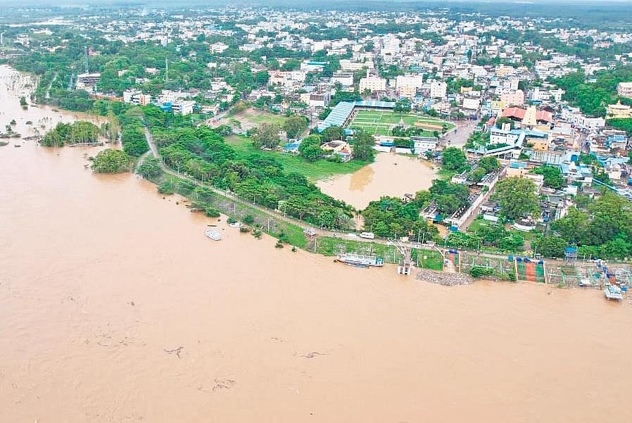 Bhadrachalam on brink of floods for 2nd time this year