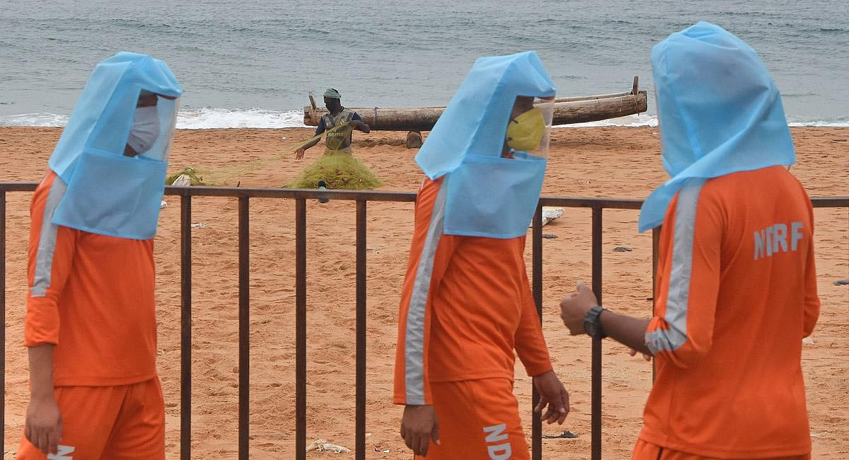 NDRF team studies ops at APDMA office