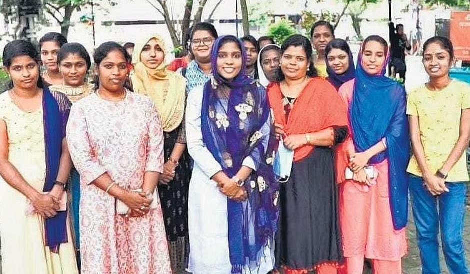 Feeding hungry for free with box of ‘Karuthal’ and lots of love