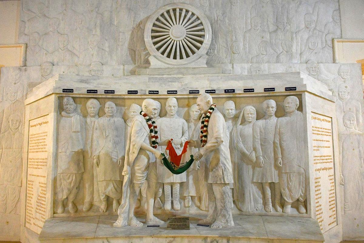 Indian flag maker Pingali Venkayya: Soldier, scientist, polyglot, and ...