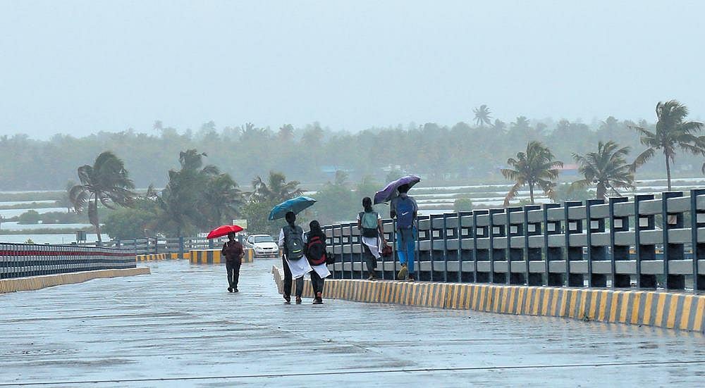 162 students trapped in inundated residential school in Jharkhand after ...