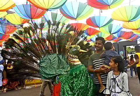 Buzz in Besant Nagar as Madras Day fete begins, 50 stalls set up