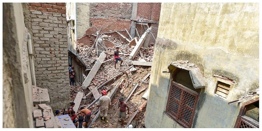 Azad market mishap: Delhi cops probe collapse of under-construction ...