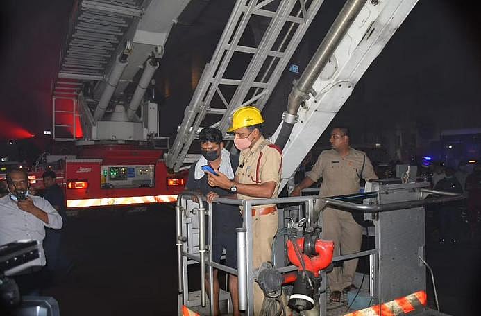 Secunderabad Hotel Fire: 8 killed, several injured after e-bike ...