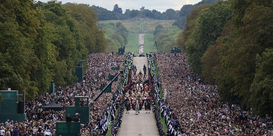 Queen's coffin lowered into royal vault at St George's Chapel