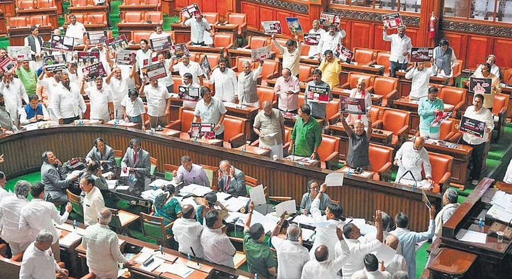 It will take quarter of century for Escoms to clear their Rs 38,973 ...