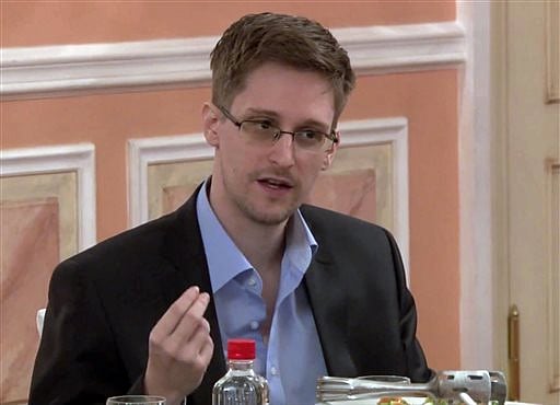 Putin grants Russian citizenship to Edward Snowden