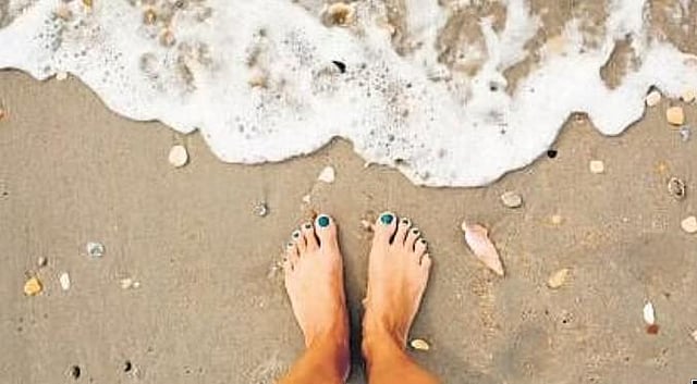 Step up to comfort: Determine your foot arch type with a simple wet ...