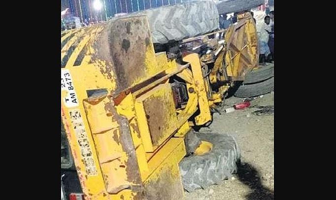 Ranipet: Death toll in temple fest climbs to four, cops say crane ...