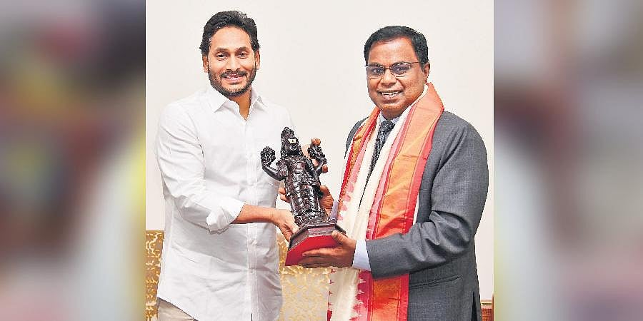 NABARD Chairman calls on Andhra Pradesh CM, lauds govt development ...