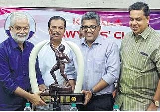 Suresh Kurup gets Pirappancode Sreedharan Nair Award 2021