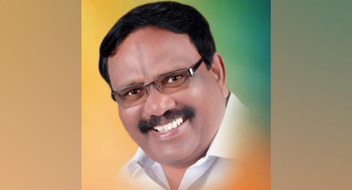 Congress leader and former Kolar Zilla panchayat President Srinivas ...