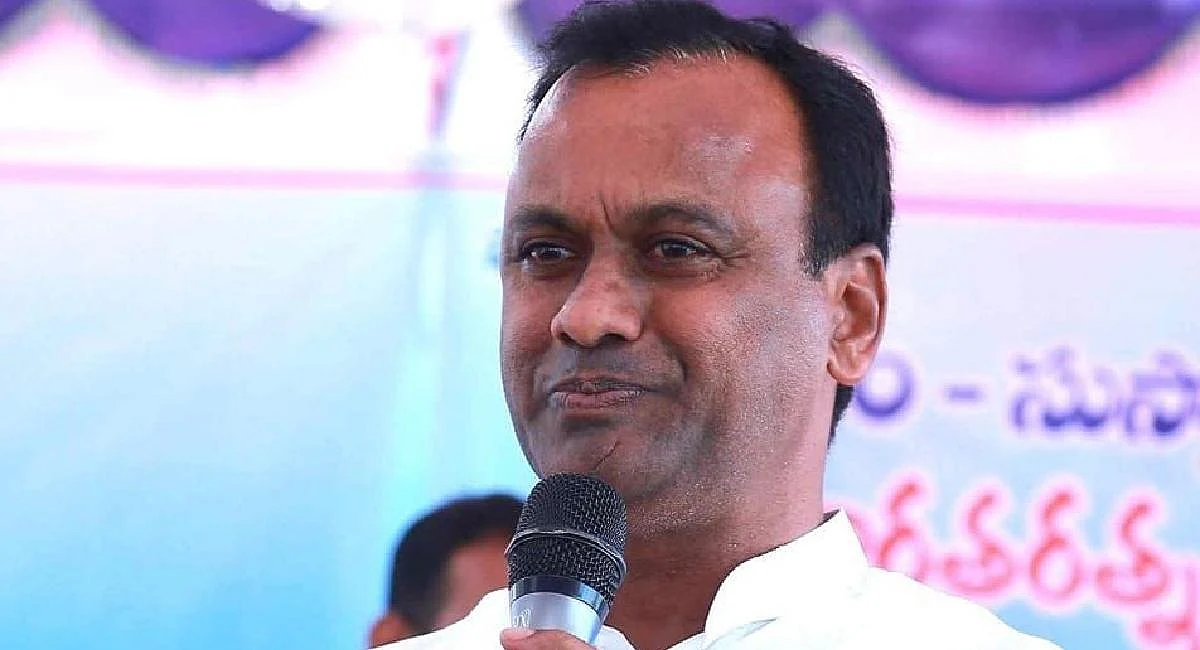 Former Munugode MLA Komatireddy Rajagopal Reddy quits BJP, returns to ... Former Munugode MLA Komatireddy Rajagopal Reddy quits BJP, returns to ...