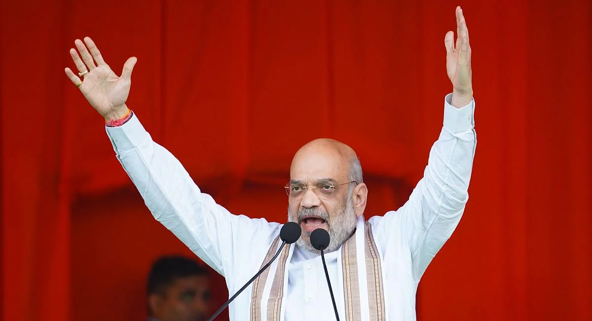 Amit Shah promises Telangana a backward class CM if BJP wins Amit Shah promises Telangana a backward class CM if BJP wins