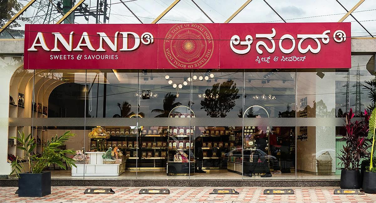 Anand Sweets founder, driver assaulted in Bengaluru