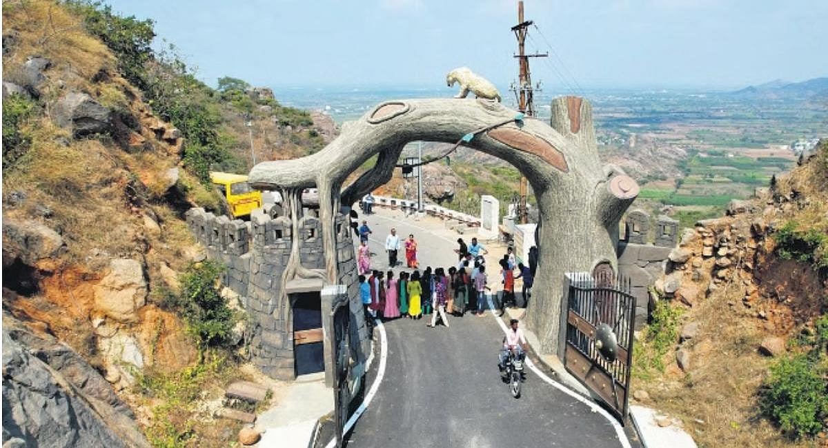 Head to Kondaveedu Fort in Andhra for adventure sports