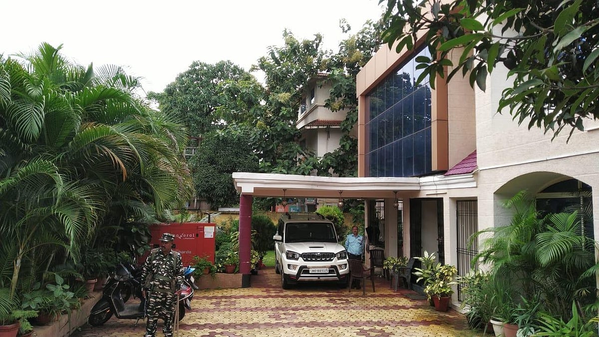 Jharkhand land scam: Enforcement Directorate officials raid Ranchi jail ...