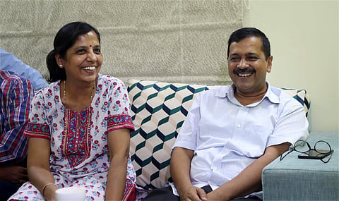 HC stays trial court summons to Delhi CM Arvind Kejriwal's wife Sunita ...