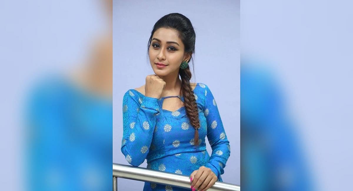 The story of 'Mayanagari' transcends time: Actor Shravya Rao