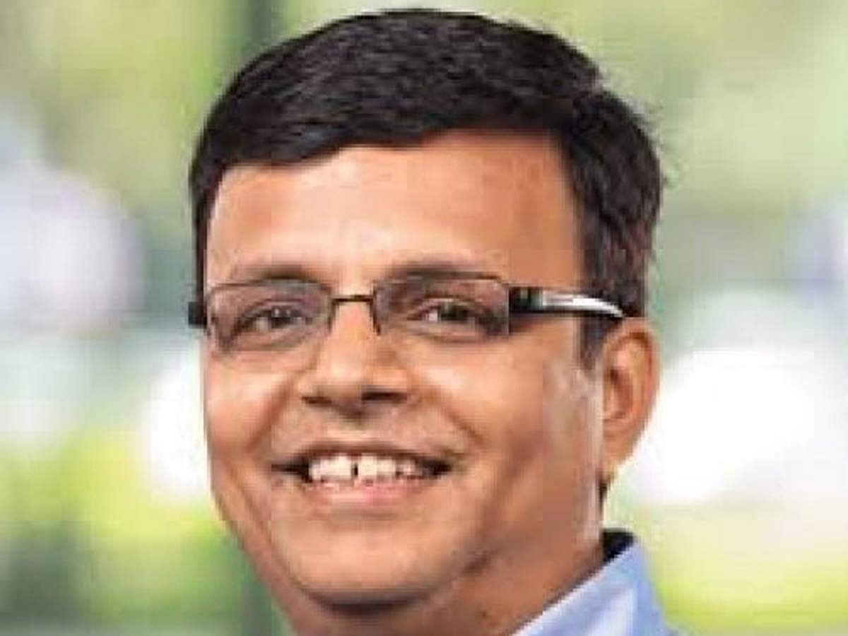 Sanghrajka new CFO, Roy to resign from Infy