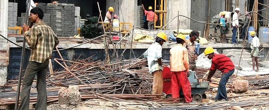 After polls wrap up in TS, labourers back at addas, waiting for work