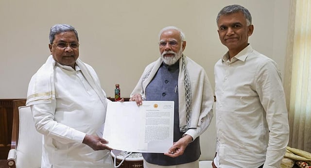 Karnataka CM Siddaramaiah meets PM Modi, seeks Rs 18K crore for drought ...