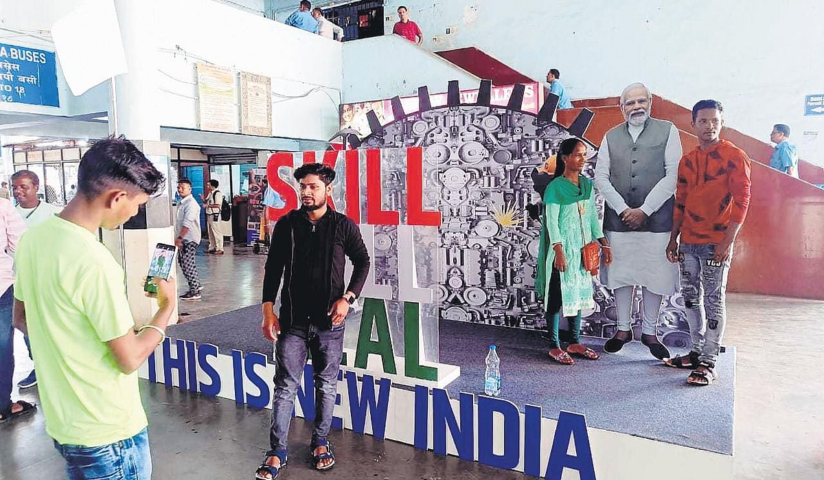 Modi selfie points at railway stations stoke controversy