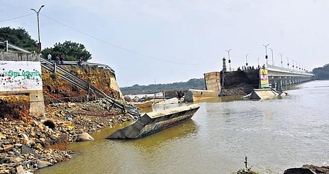 Tamil Nadu: New bridges gone after recent floods, Raj-era ones stand ...