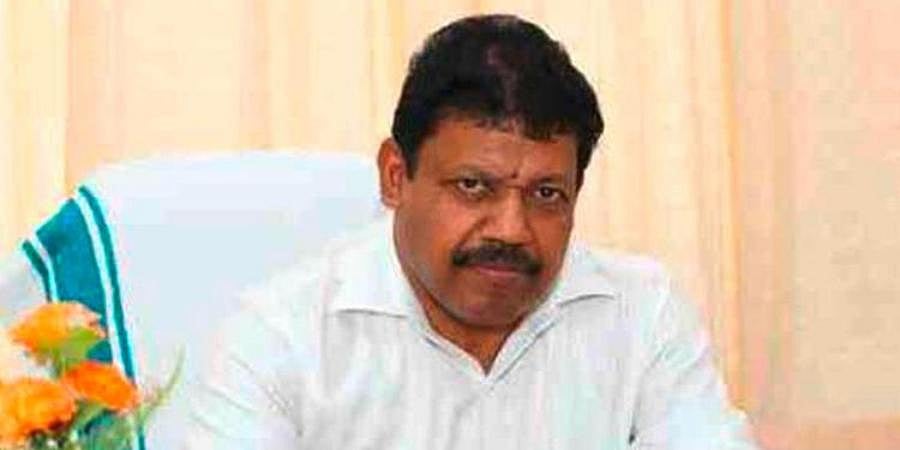 NRI businessman Thampi back in the spotlight over Vadra ties